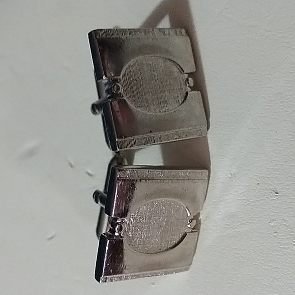 SWANK | Accessories | Vtg Swank Silver Metal Cuff Links | Poshmark